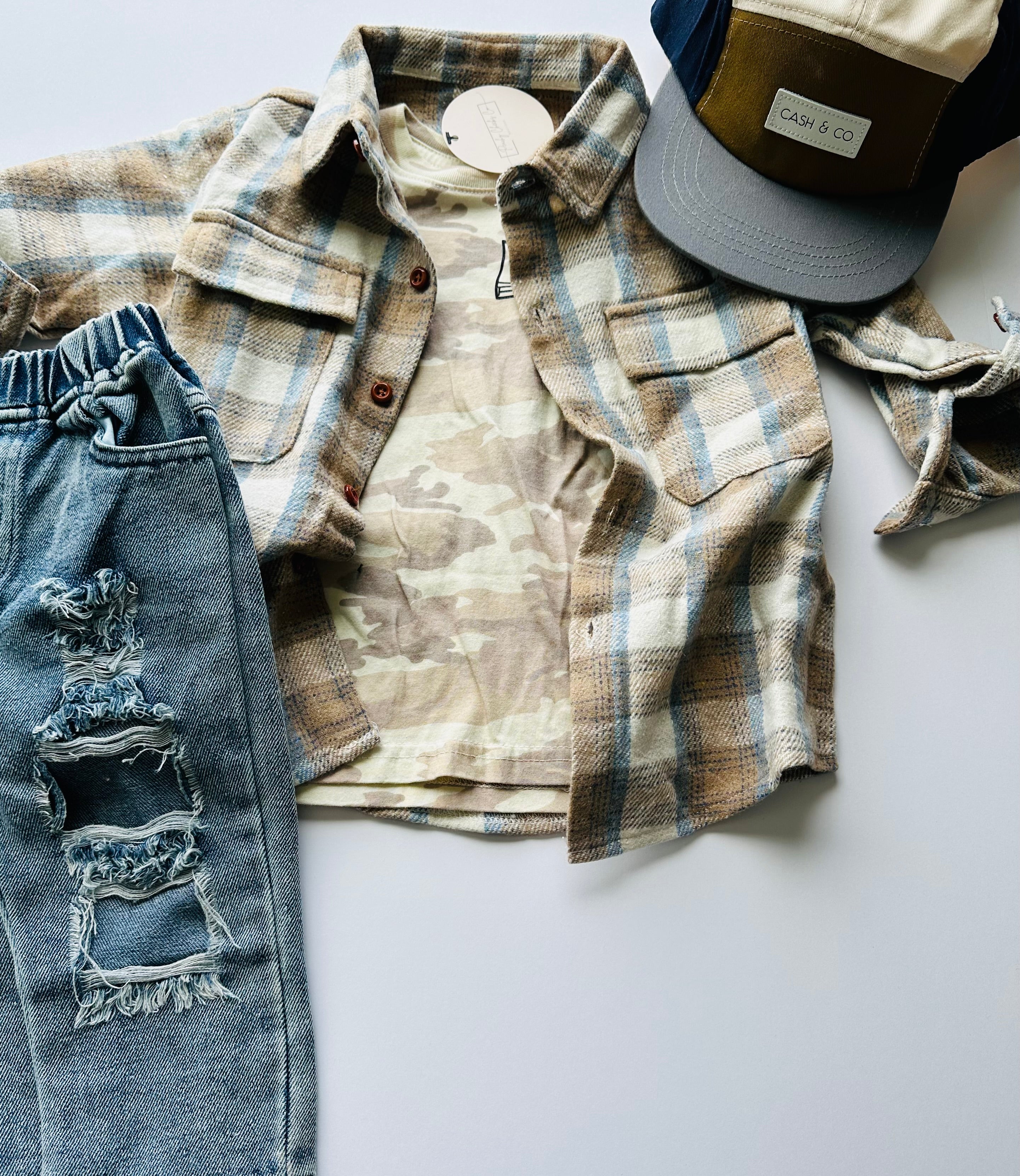 Finn Flannel – Peachy Cheeks Co.